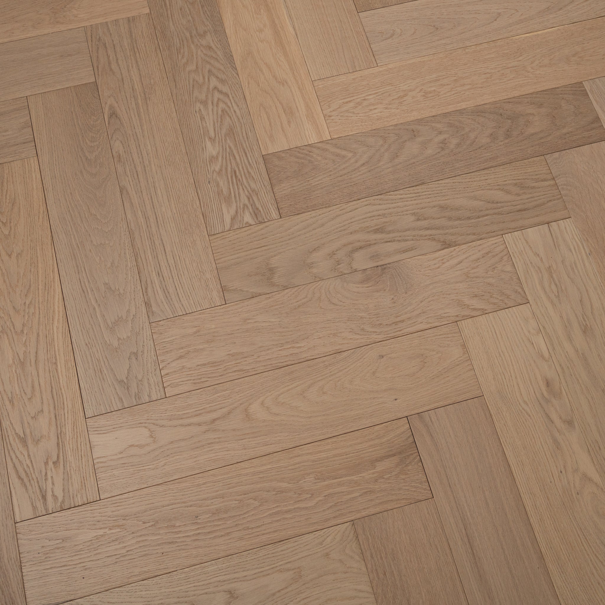 Engineered Herringbone 14x125x600mm Oak Unfinished (4v) AB Grade – One ...